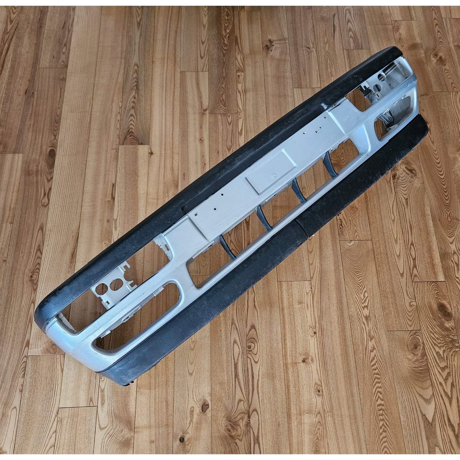 Textured Top Front Bumper Vento/Jetta Mk3 – Best VW Parts