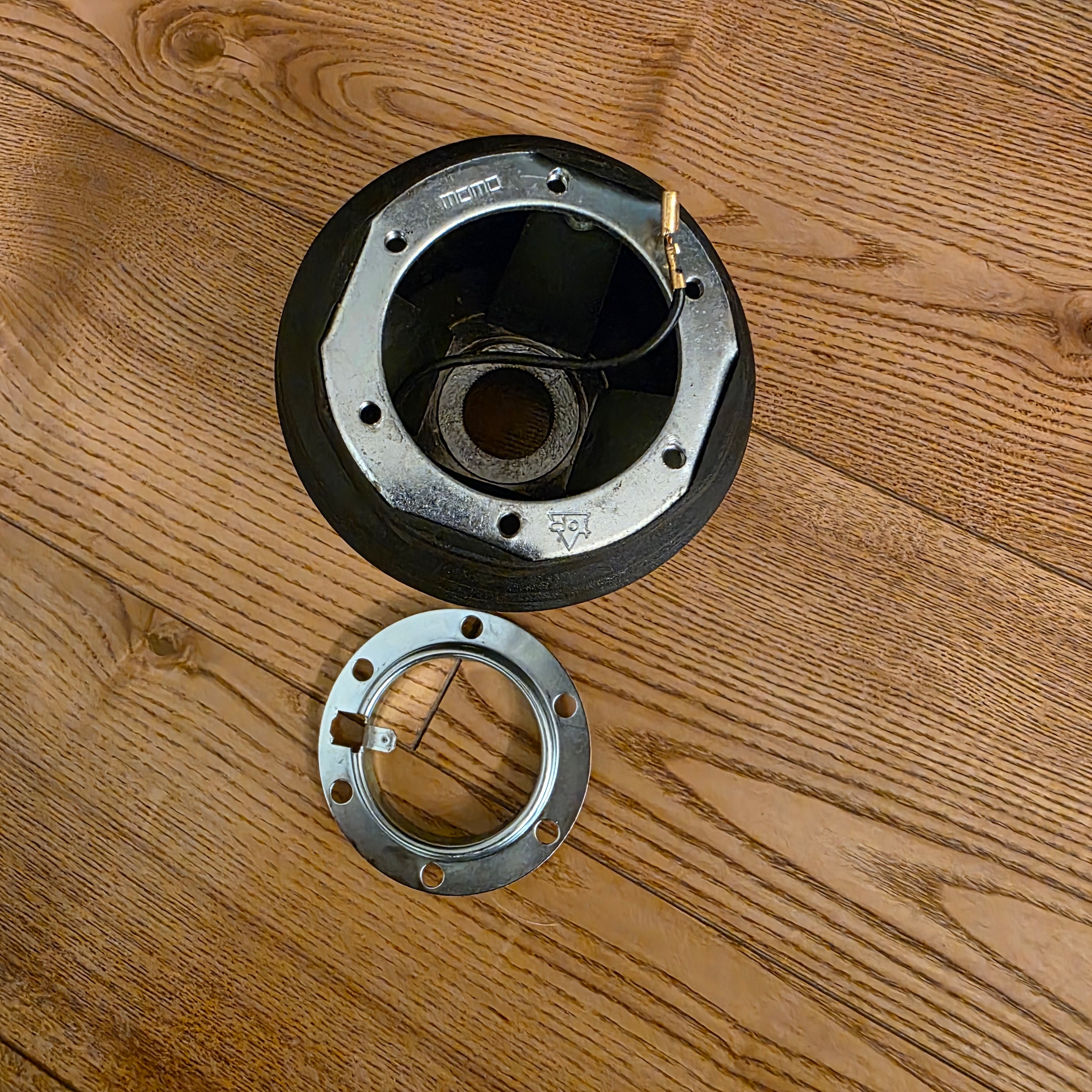 Momo Hub Adapter Large Spline Mk2/Mk3 – Best VW Parts